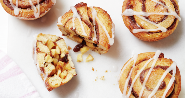 Cinnamon Apple Buns | Ready-Made Pastry Recipes | Jus-Rol